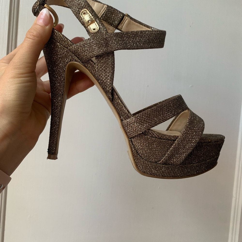 Guess Platform Bronze Gold Heels - Gem